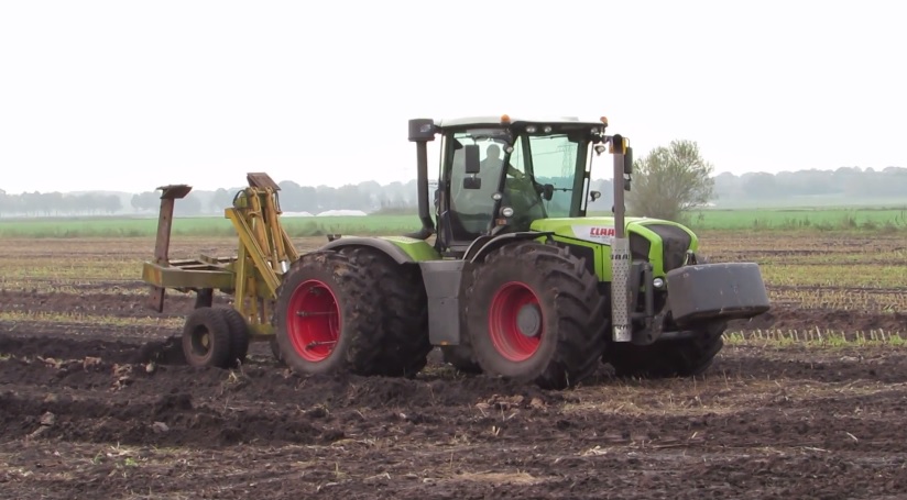 Claas Xerion 3300 Vtrac.