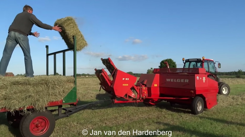 Lindner Geotrac 50 | Welger AP 630 |Ballenpressen