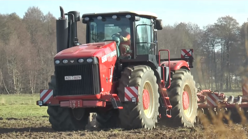 Versatile 550 im traction-Erstkontakt