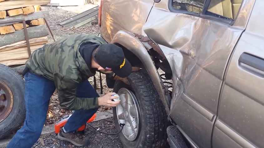 Redneck: Band auf der Felge, mit einem überraschenden Ende.