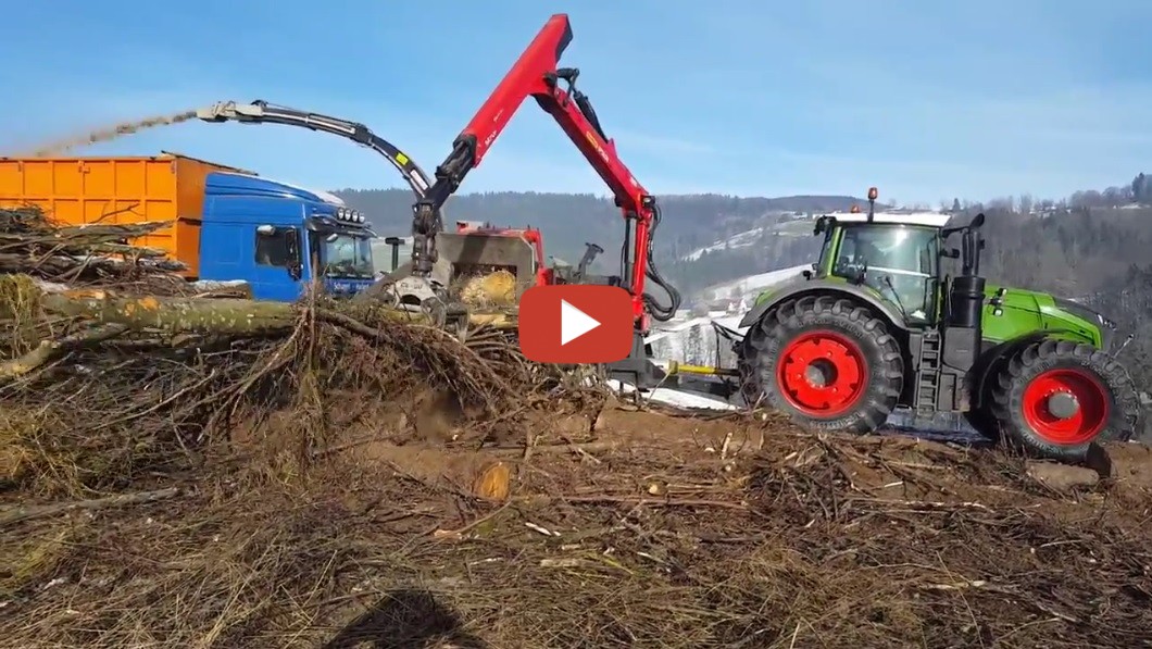 Schagerl Hackgut - Mus Max Hacker WT11 & Fendt 1050 -- Andreas Schagerl