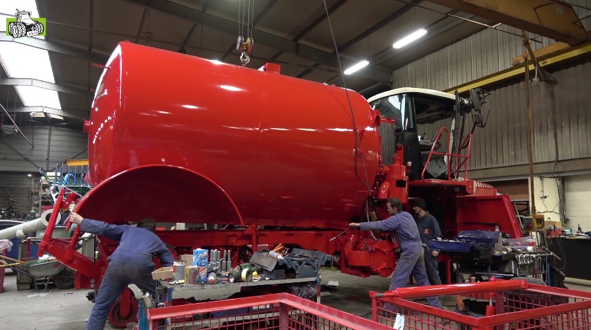 Ein Besuch der Fertigung der Frans Vervaet BV -- tractortube.com