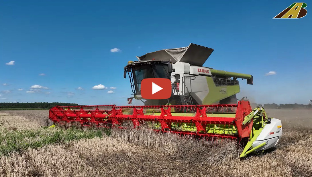 AgrarBlick -- Zwei große neue Mähdrescher Claas Lexion 8700 TERRA TRAC ...