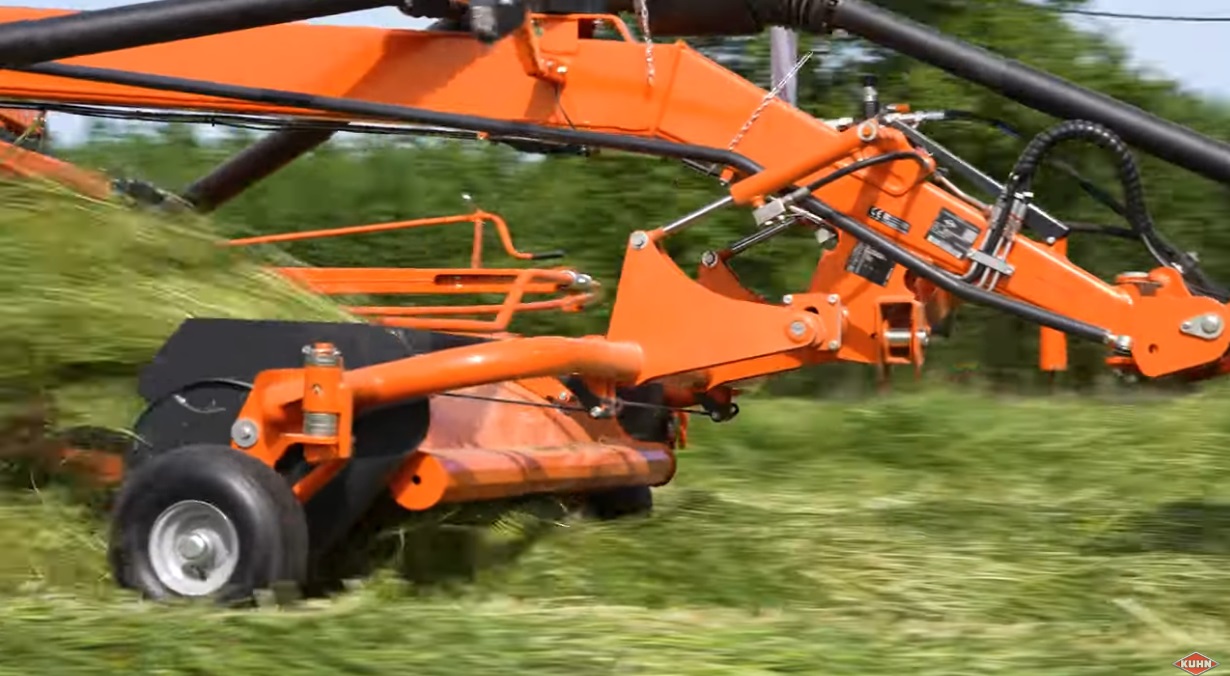 Exklusiv! Ein Schwader mit zwei Kreiseln und patentierter Belüfter-Pick ...