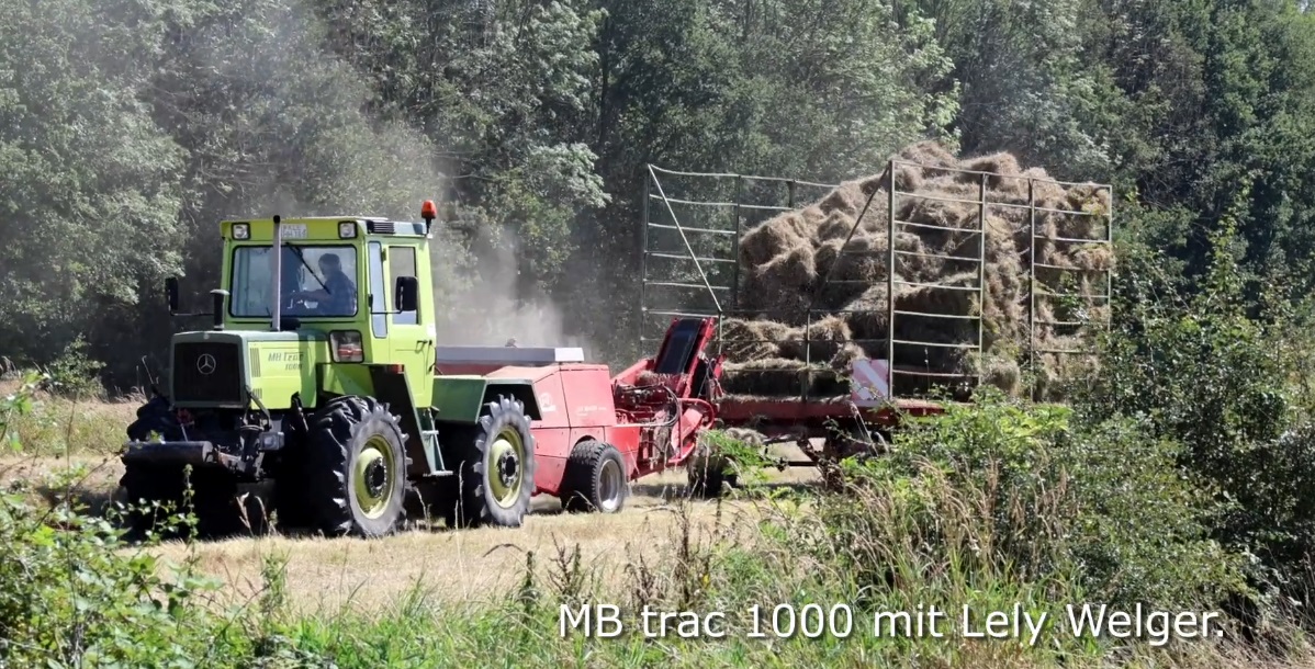 Landmaschinen und Fahrzeuge! -- MB trac 1000 mit Lely Welger AP 830 ...
